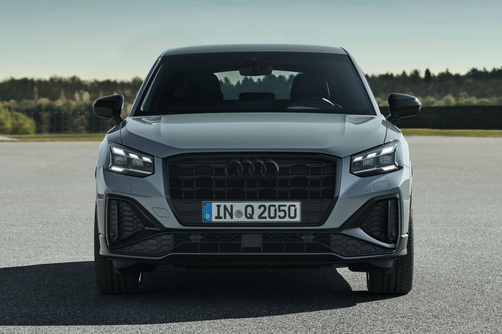 Immagine frontale nuova Audi Q2 restyling 2020 - Autonext